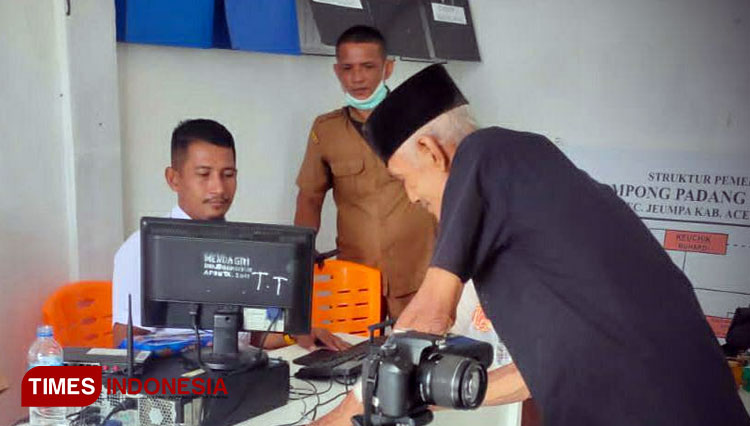 Maksimalkan Pelayanan Kependudukan, Disdukcapil Abdya Aceh Jemput Bola ...
