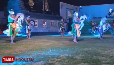 Nikmati Pagelaran Arjunawiwaha di Tengah Padang Mbulan - TIMES Indonesia